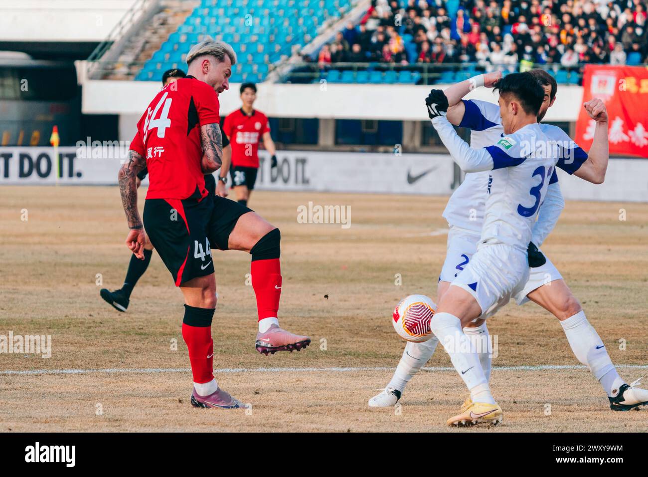 Tianjin Jinmen Tiger Football Club defeated Changchun Yatai Football ...