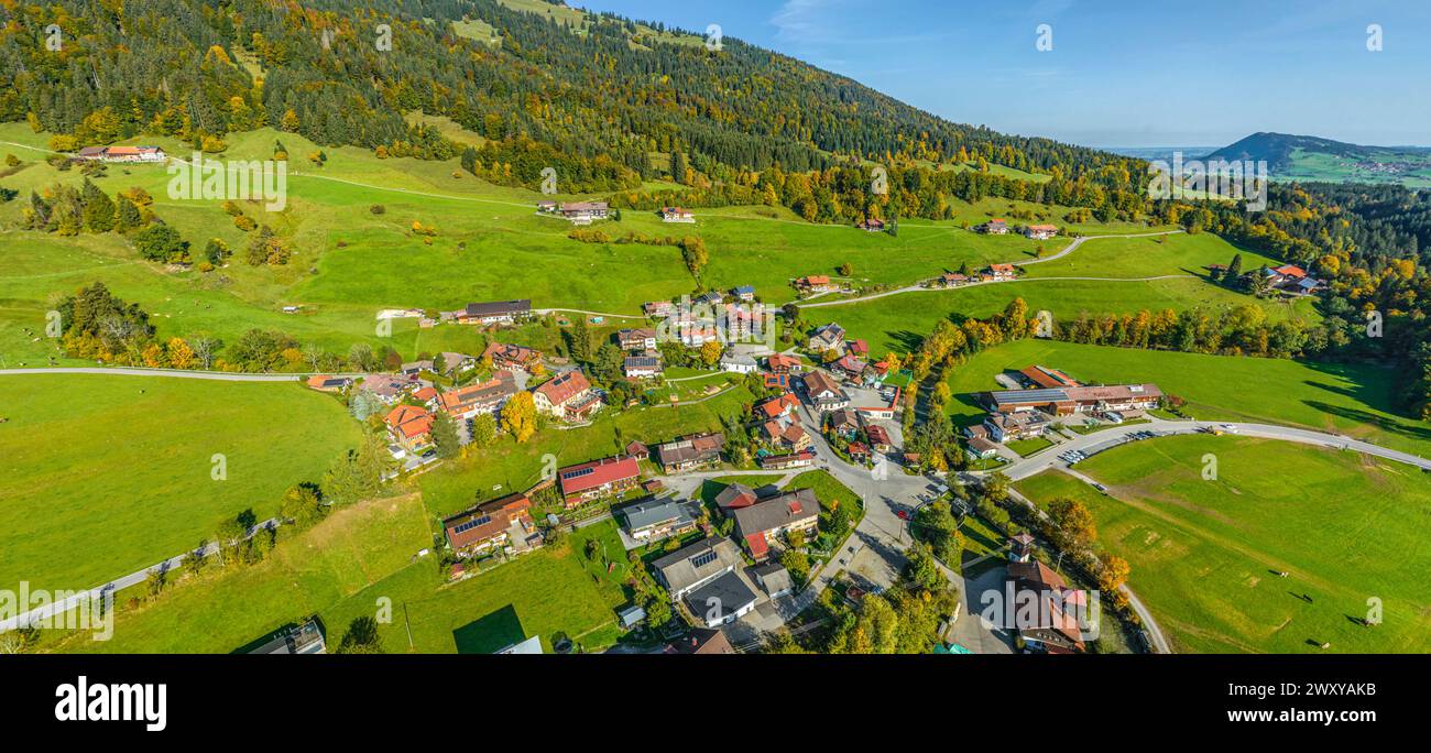 Autumn atmosphere in the Gunzesried Valley in the Nagelfluhkette Nature ...