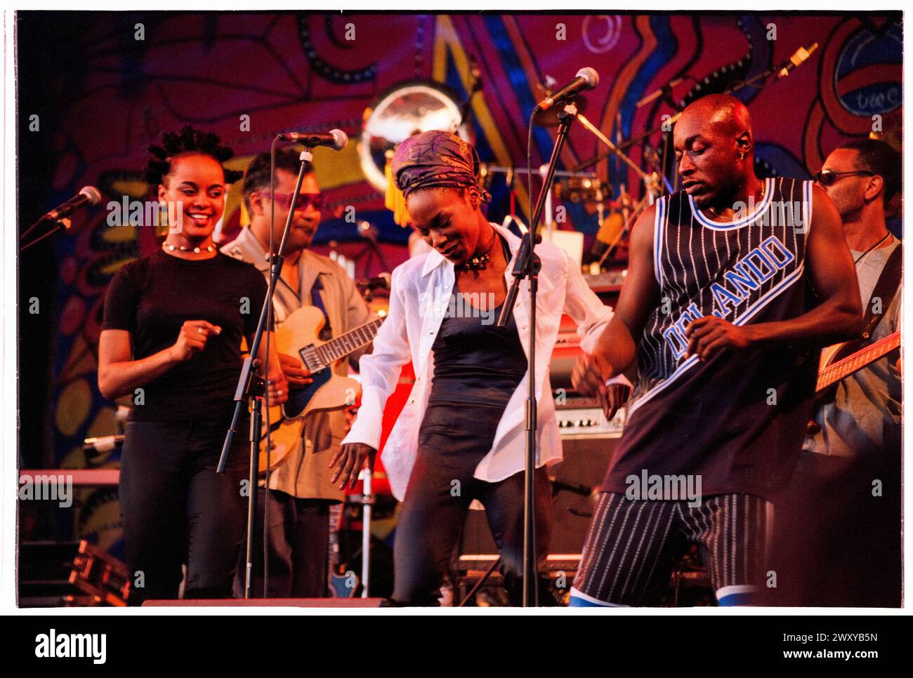INCOGNITO, JAZZ STAGE, GLASTONBURY 1995: The British soul funk group ...