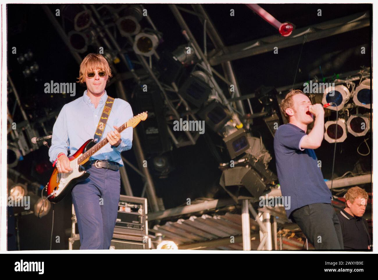 GENE, GLASTONBURY FESTIVAL, 1995: A young Martin Rossiter singer and ...