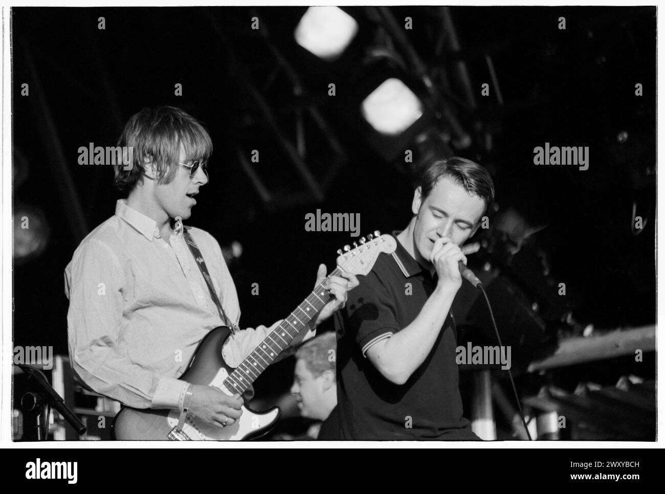GENE, GLASTONBURY FESTIVAL, 1995: A young Martin Rossiter singer and ...