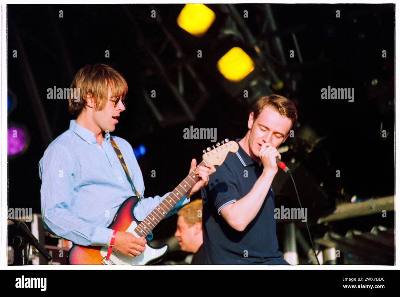 GENE, GLASTONBURY FESTIVAL, 1995: A young Martin Rossiter singer and ...