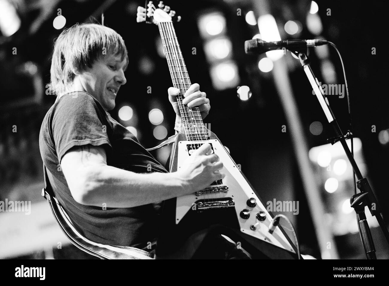 Captivating music performance Black and White Stock Photos & Images - Alamy