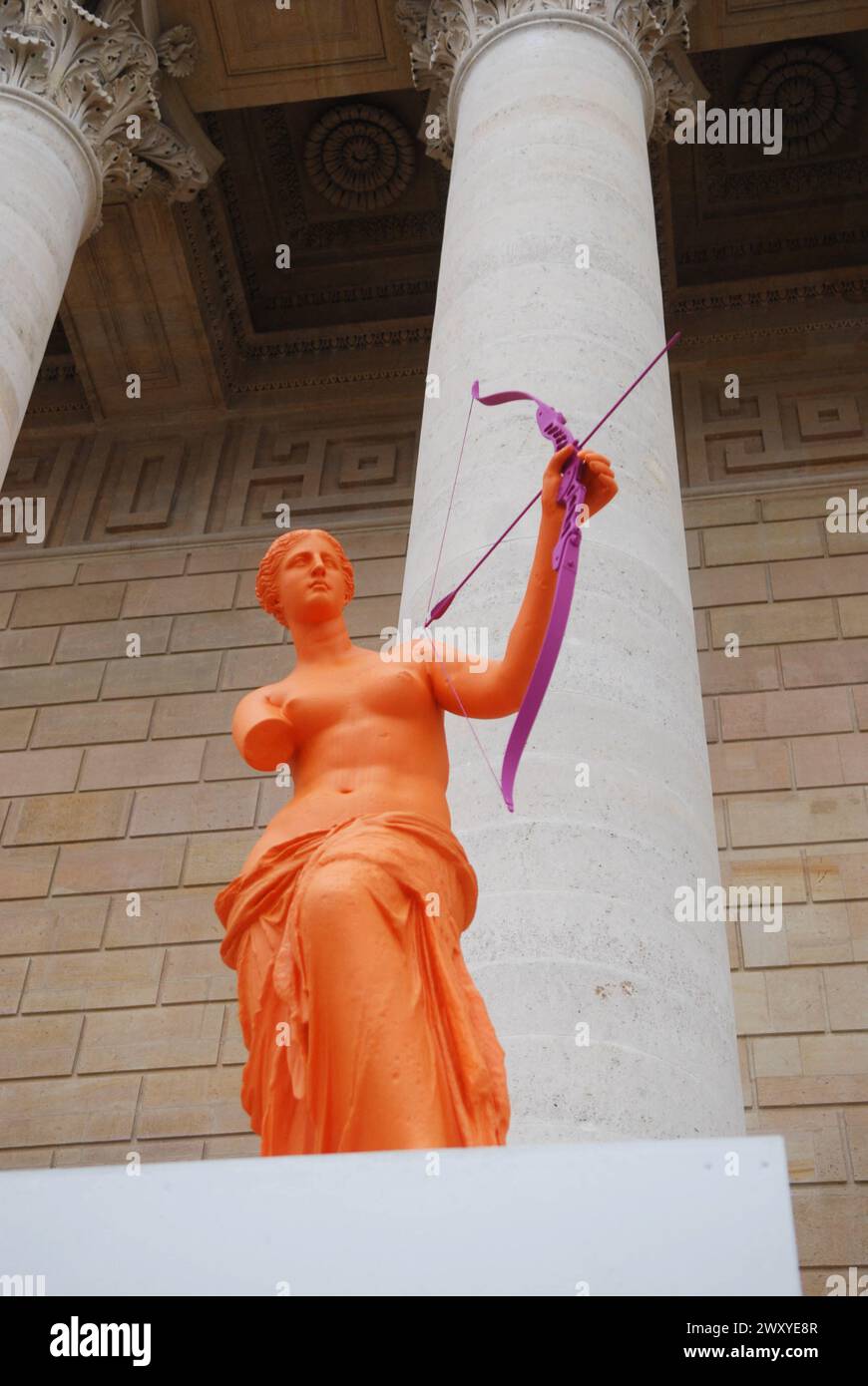 Paris 2024 venus de milo sculptures hi-res stock photography and images ...