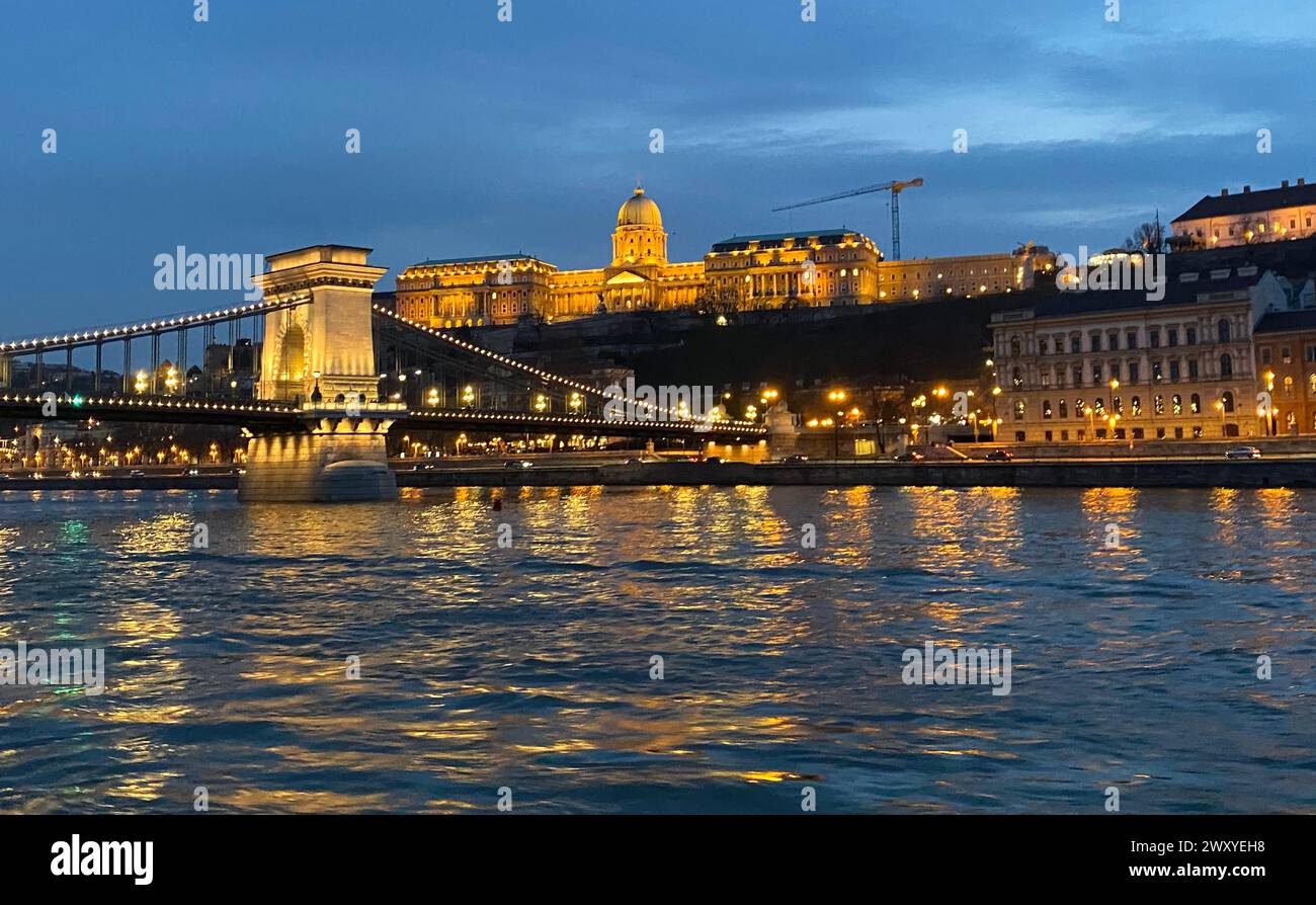 The Széchenyi Chain Bridge and Buda Castle at dusk, from The River ...