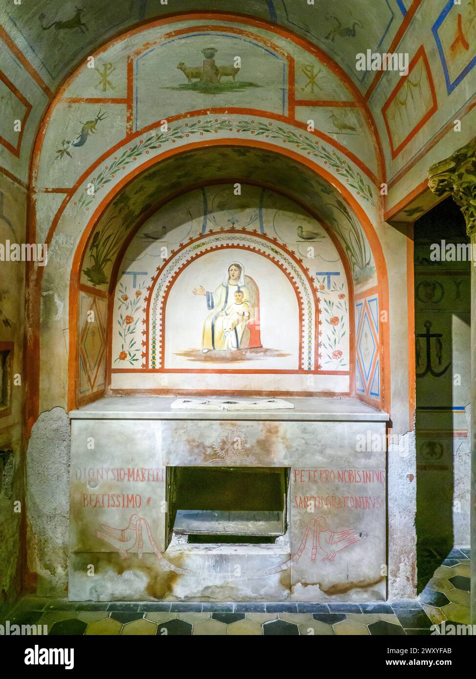 Roman inspired architecture hi-res stock photography and images - Alamy