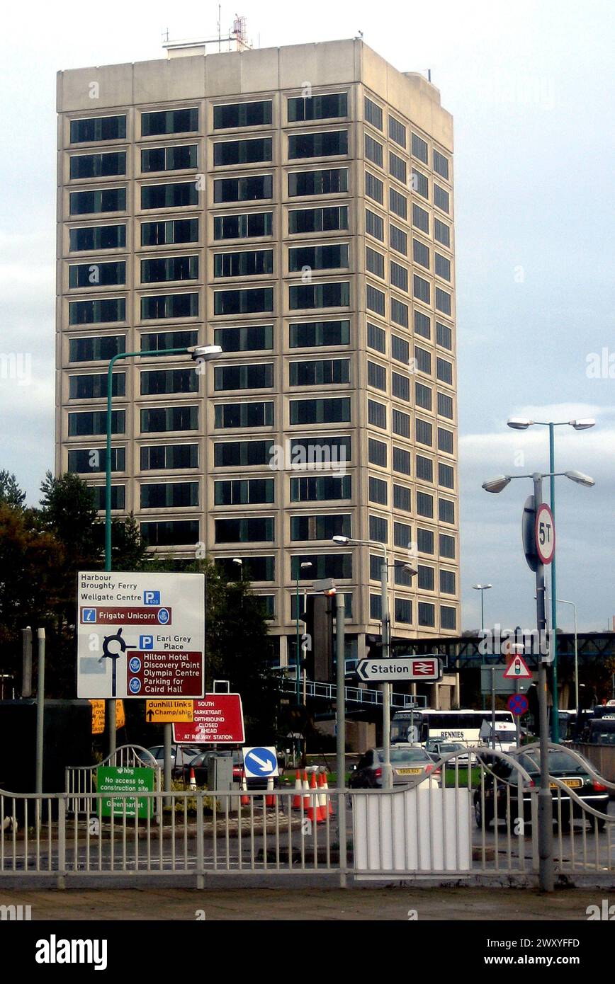 Dundee house hi-res stock photography and images - Alamy