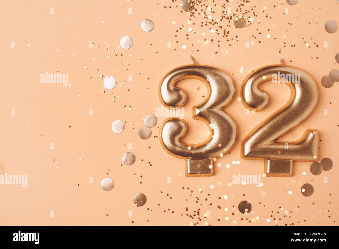 Thirty two year old hi-res stock photography and images - Alamy