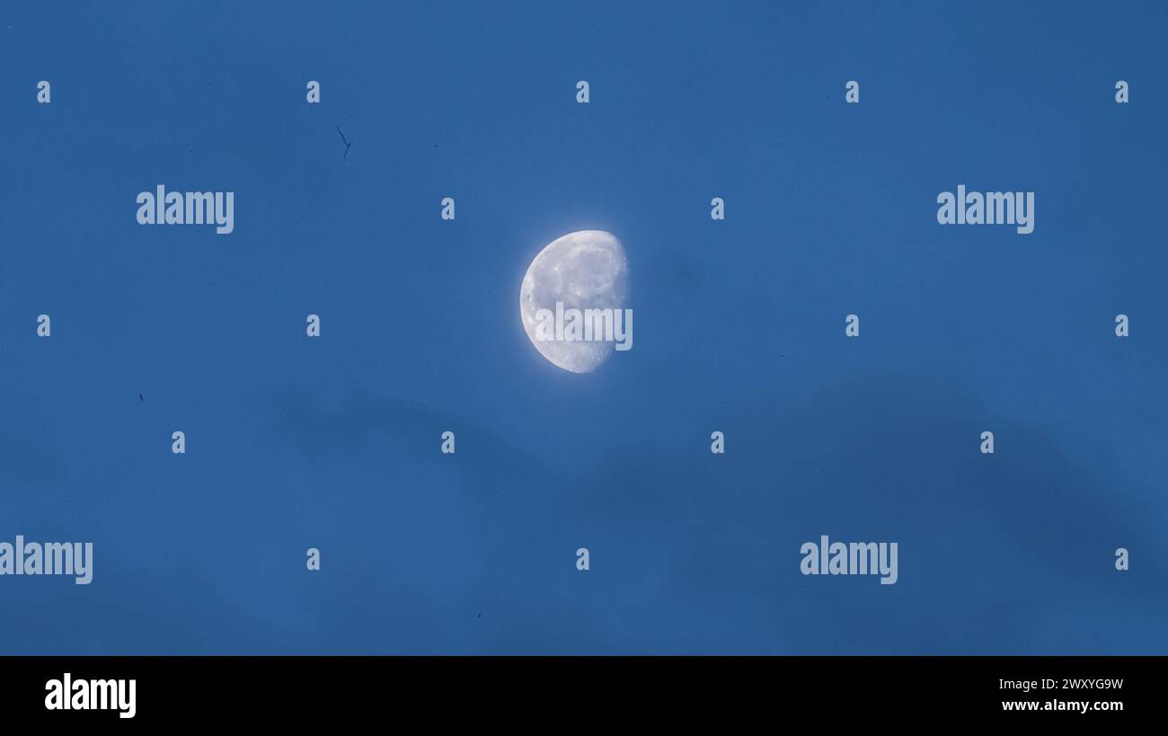 Moonrise night nighttime hi-res stock photography and images - Alamy