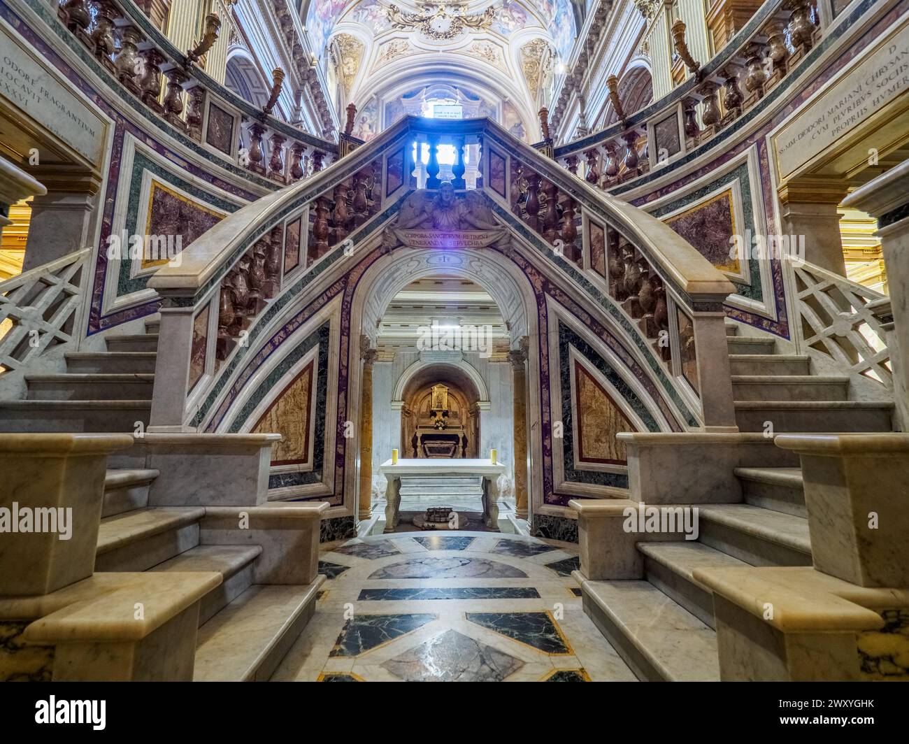 Double horseshoe stairs hi-res stock photography and images - Alamy