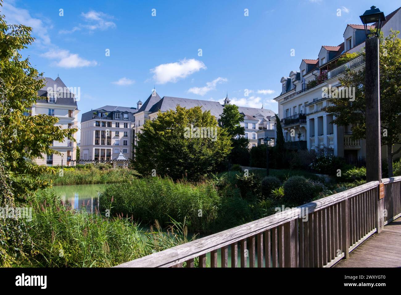 Le Plessis-Robinson (Paris area): new estate “Cite jardins”, buildings ...