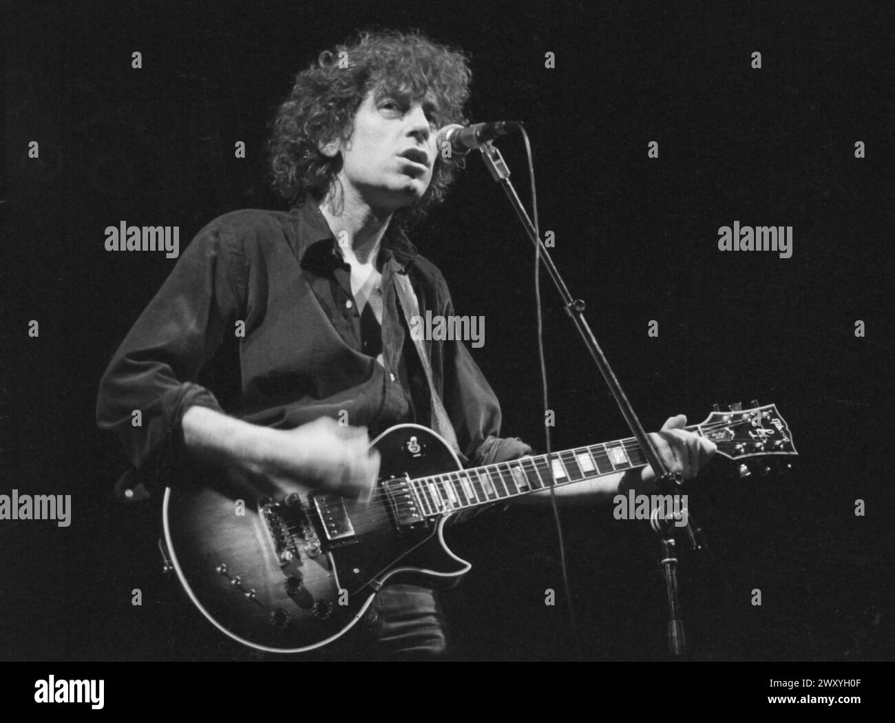Reims (north-eastern France): Alain Souchon in concert in 1989. Here on ...