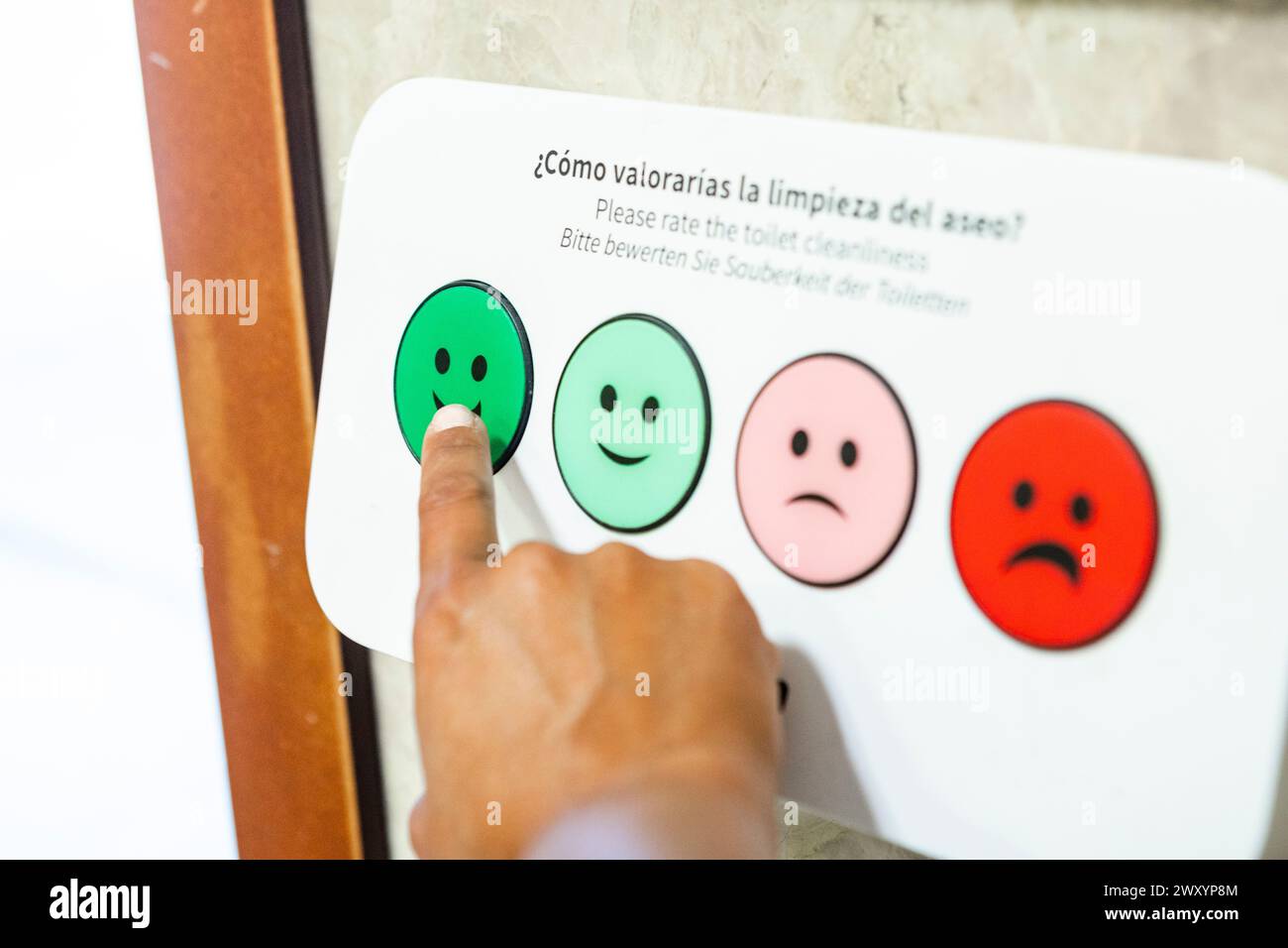 Airport restroom experience hi-res stock photography and images - Alamy