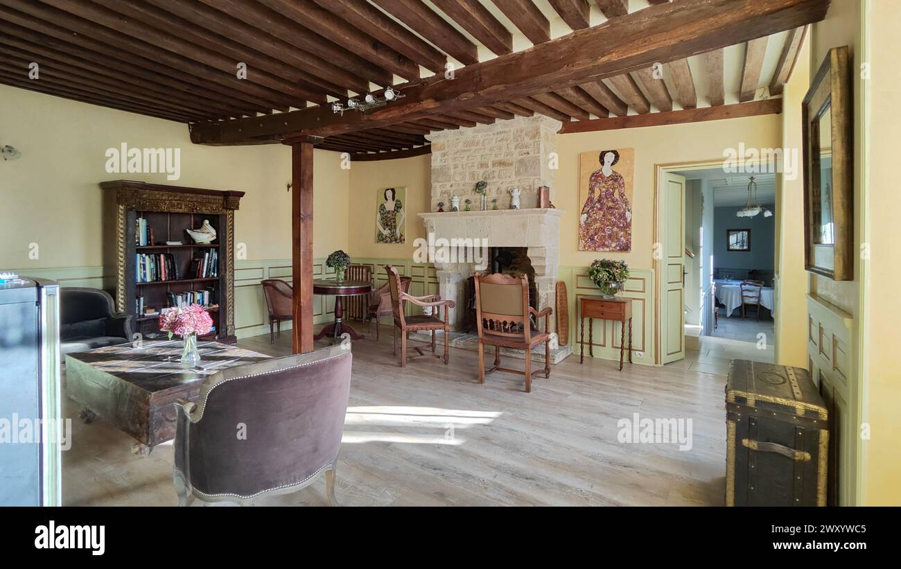 Living room of an old rustic town house of a wealthy person. Large ...