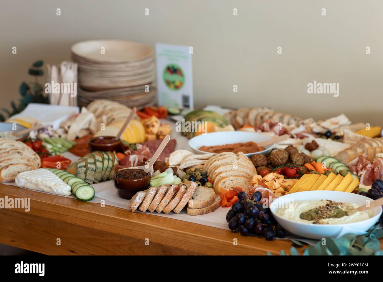 Creative wedding table setup hi-res stock photography and images - Alamy