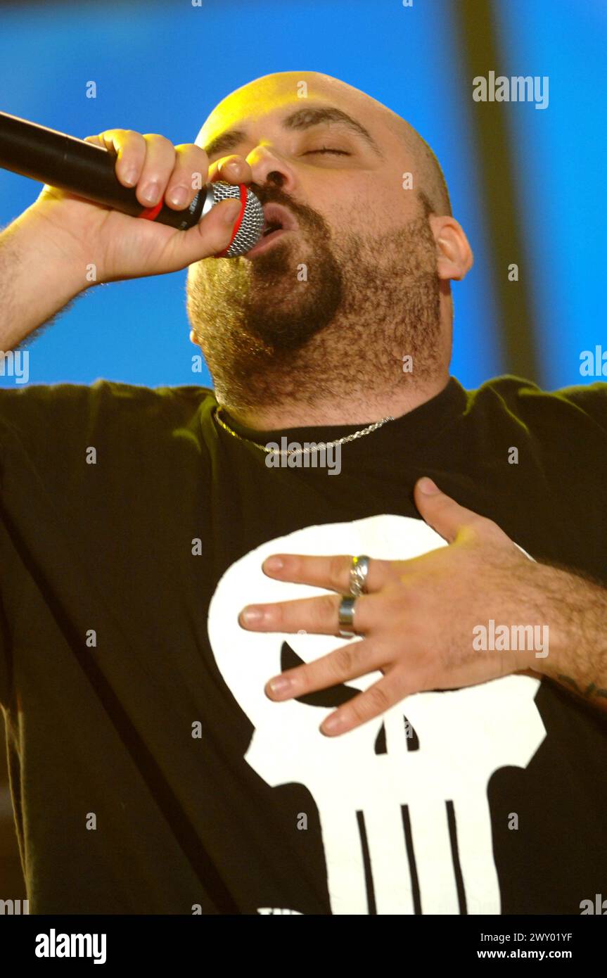 Linea 77 photos hi-res stock photography and images - Alamy