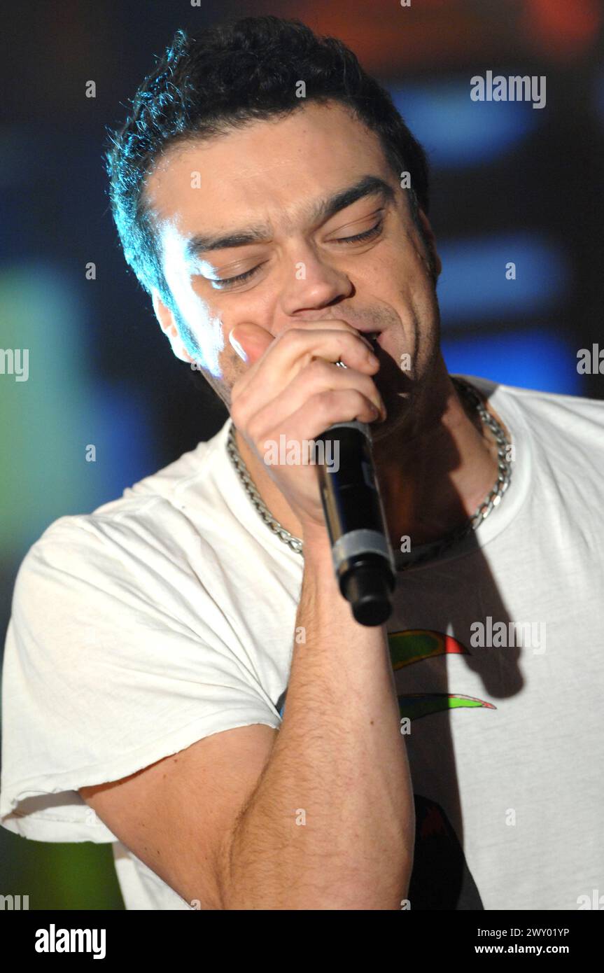 Milan Italy 23/02/2008 : Emi singer of the Linea 77 ,Italian ...