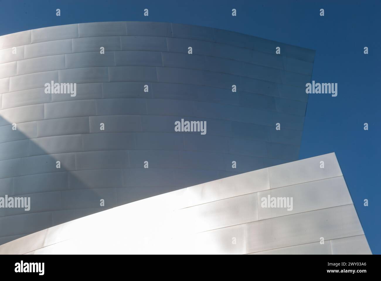 Reflective light structure hi-res stock photography and images - Alamy
