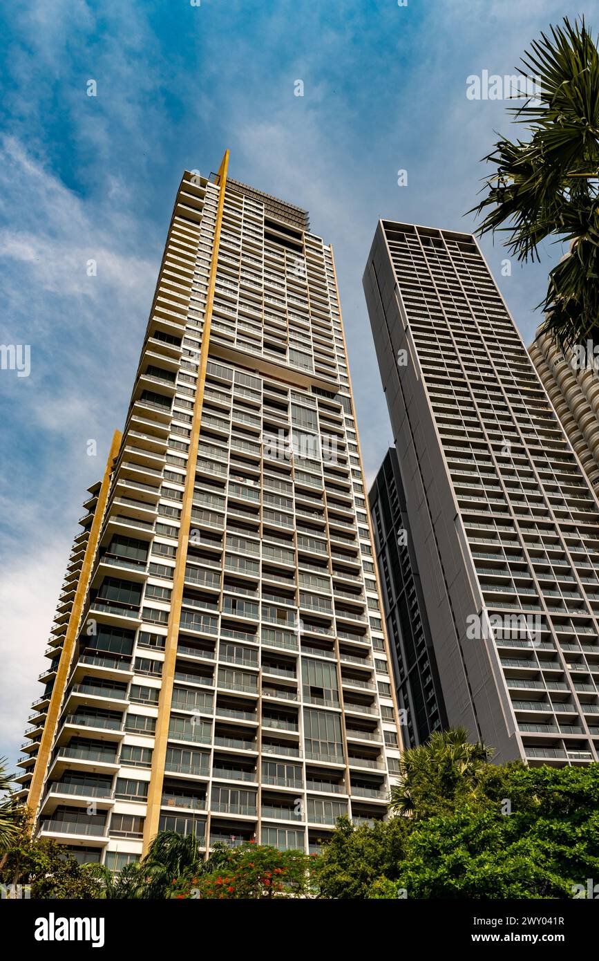 High risers hi-res stock photography and images - Alamy