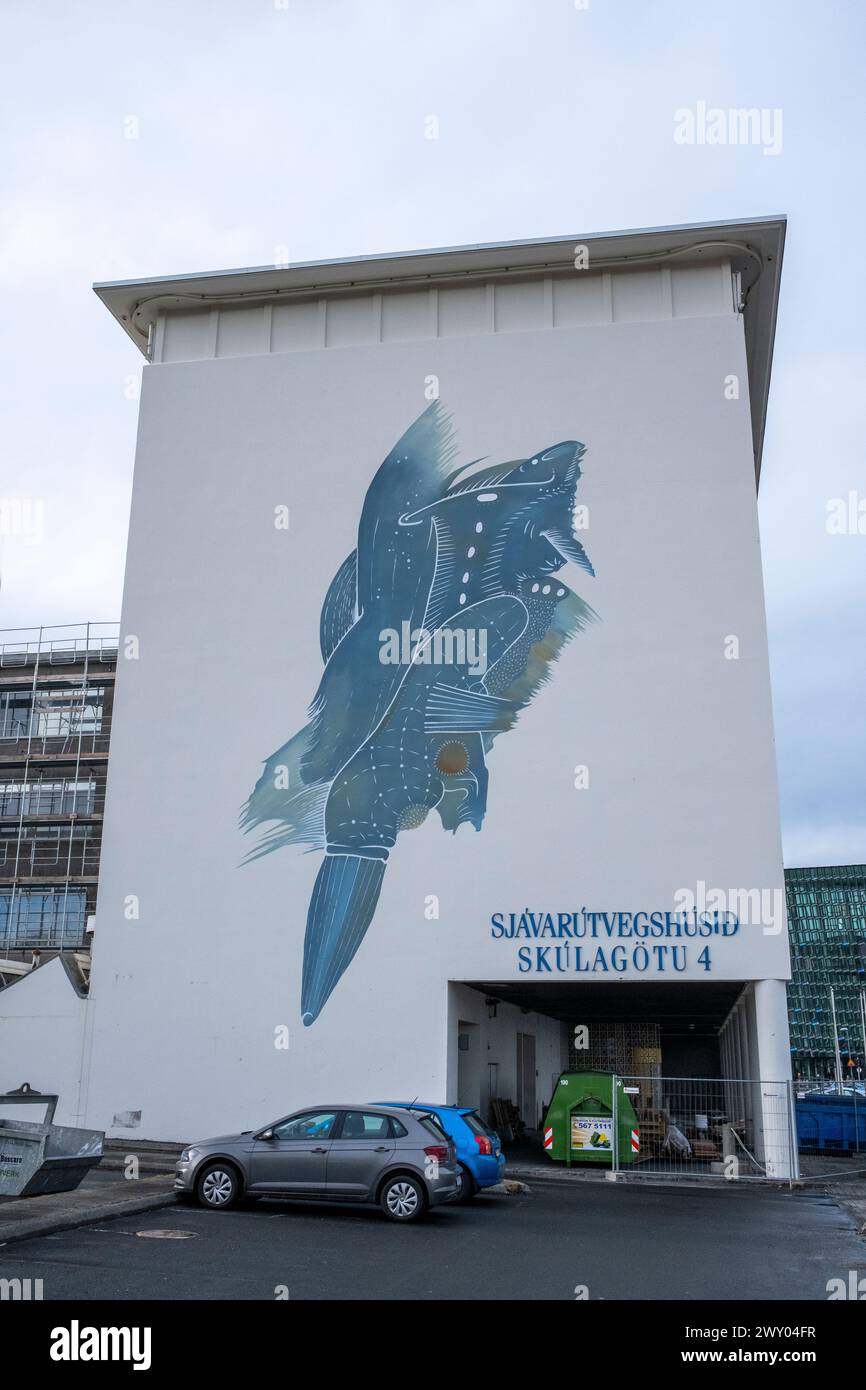 Reykjavik murals hi-res stock photography and images - Alamy