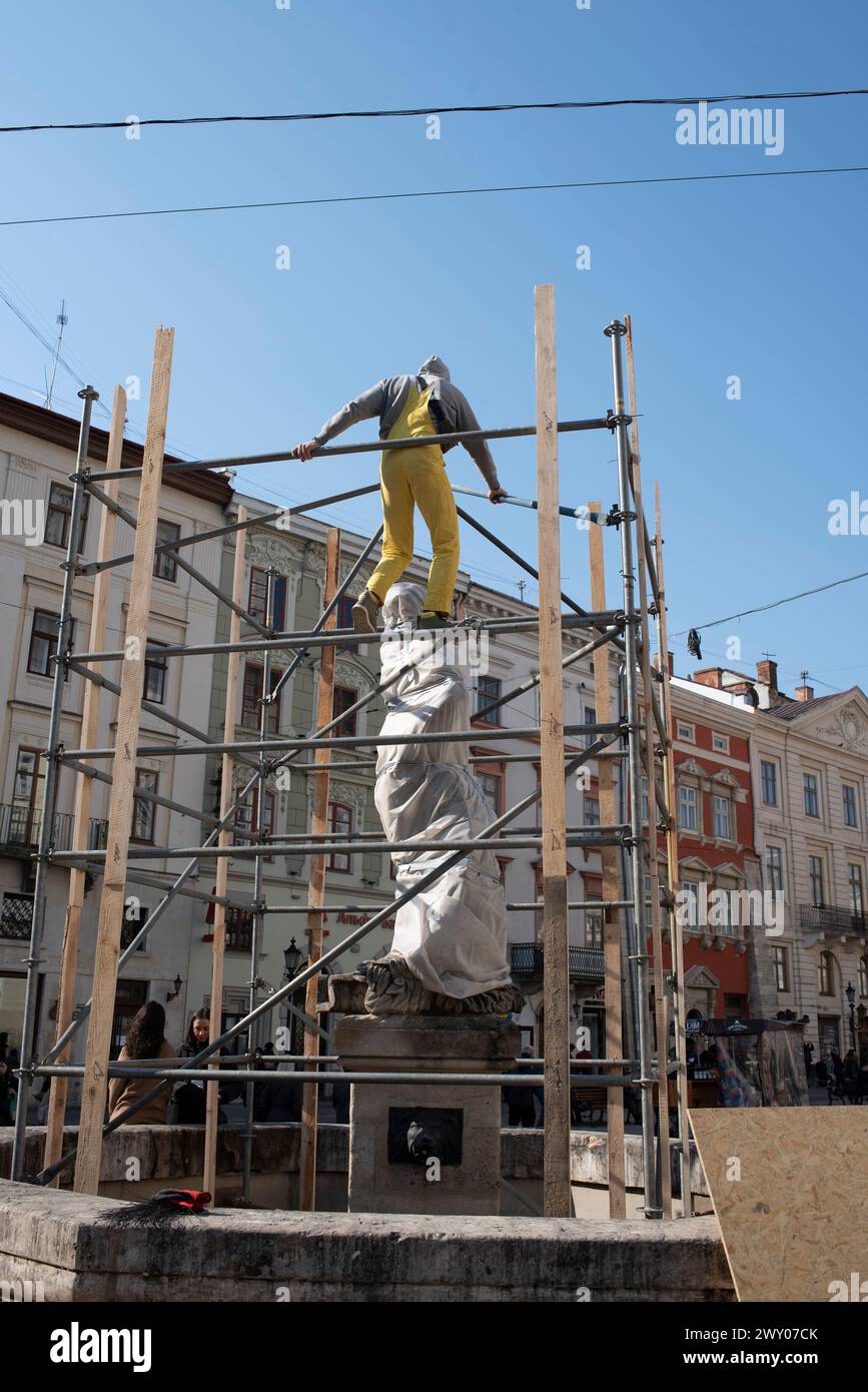 Fortified statues in Lviv, Ukraine, March 15, 2022 Stock Photo - Alamy