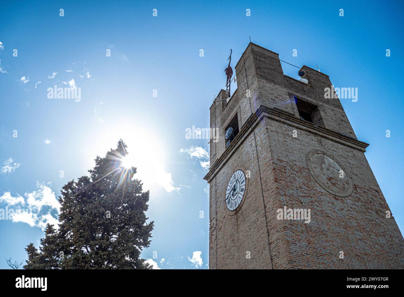 Timepiece architecture hi-res stock photography and images - Alamy