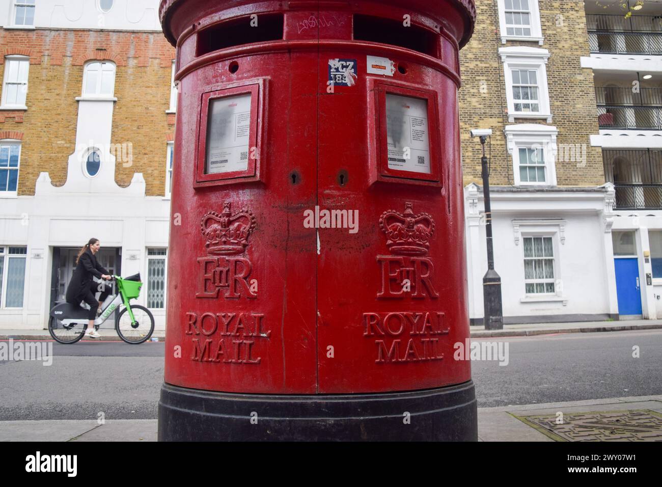 Ids image hi-res stock photography and images - Alamy