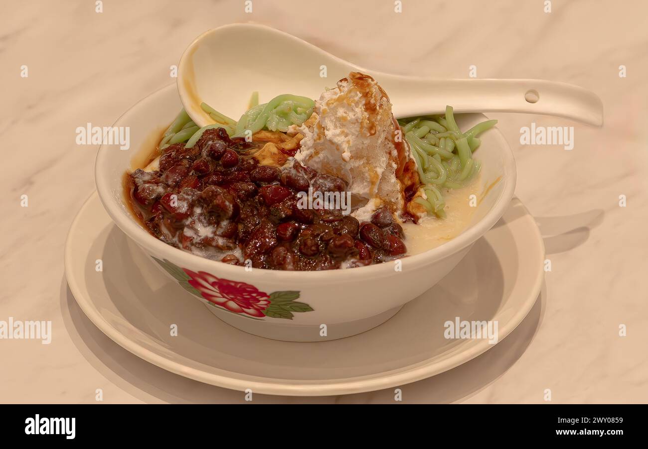 penang famous cendol malaysia Stock Photo - Alamy