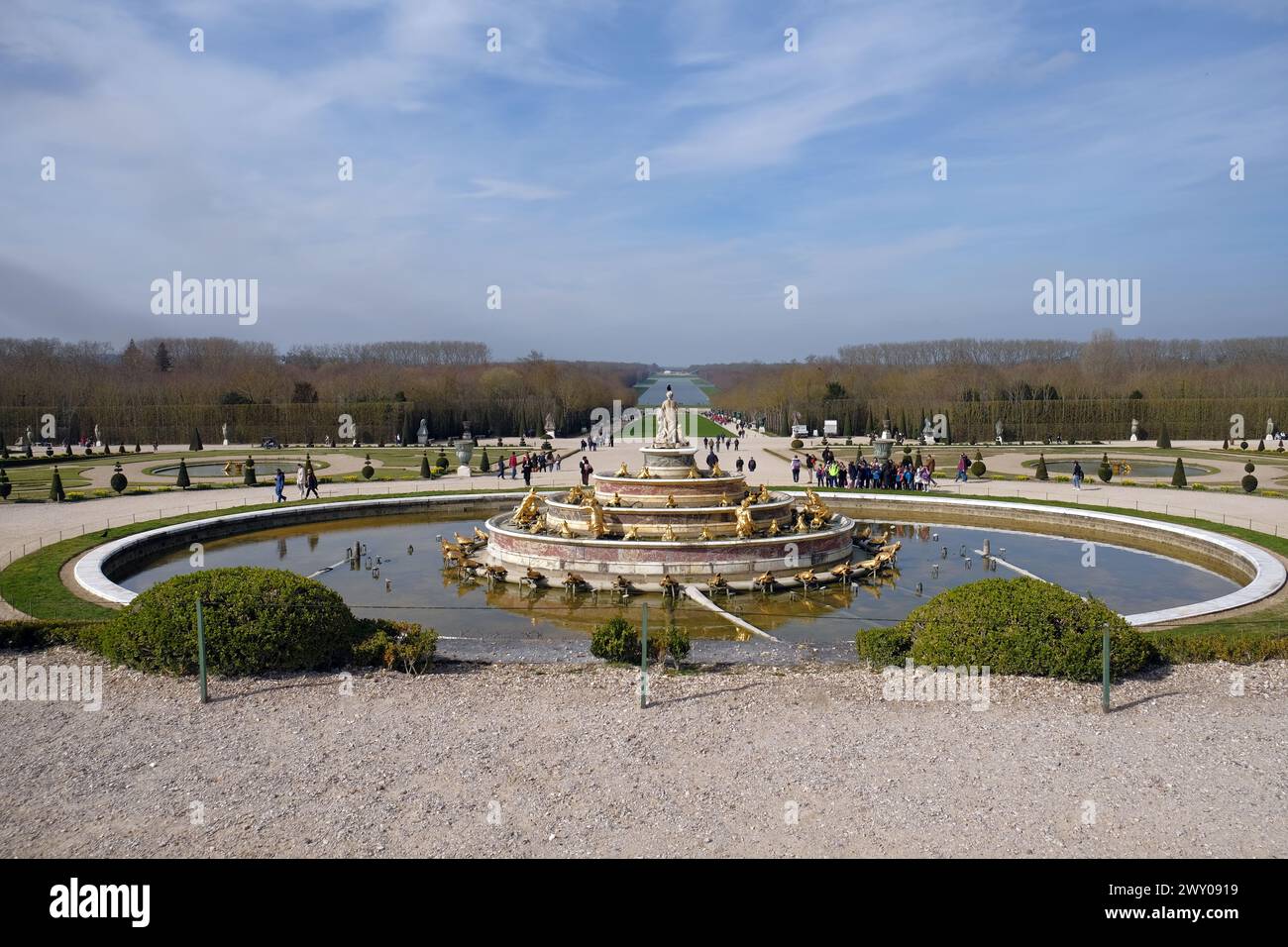 View of the gardens of the impressive Palace of Versailles, French ...