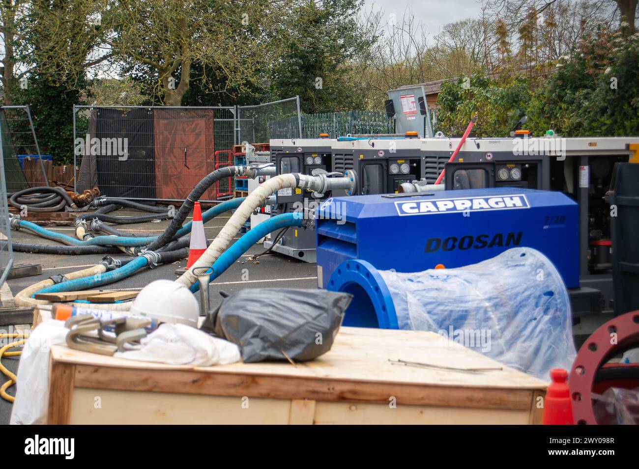 Chertsey sewage treatment works hi-res stock photography and images - Alamy