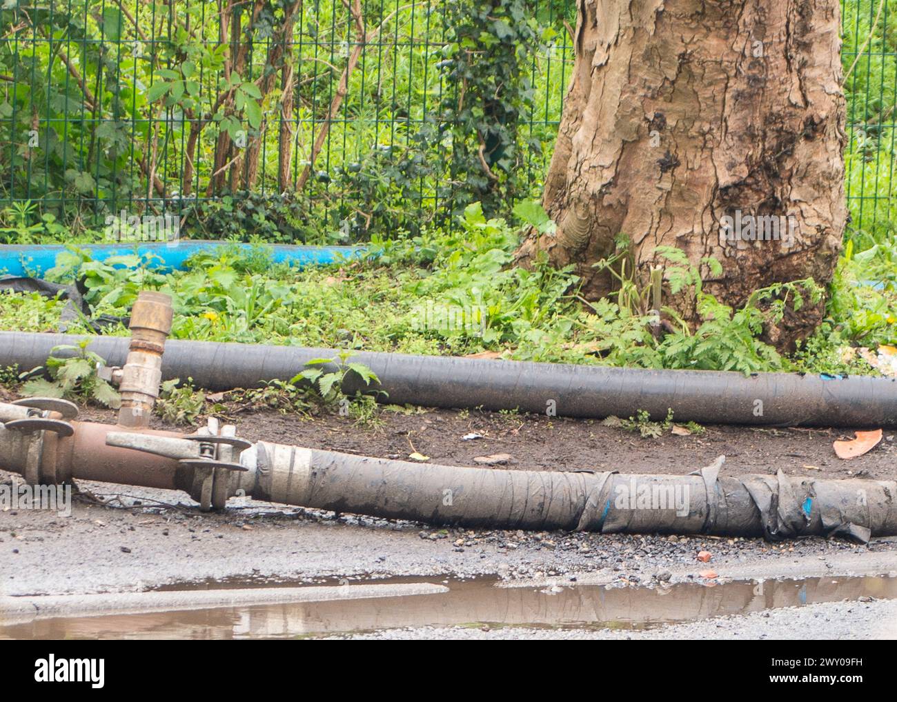 Chertsey sewage treatment works hi-res stock photography and images - Alamy