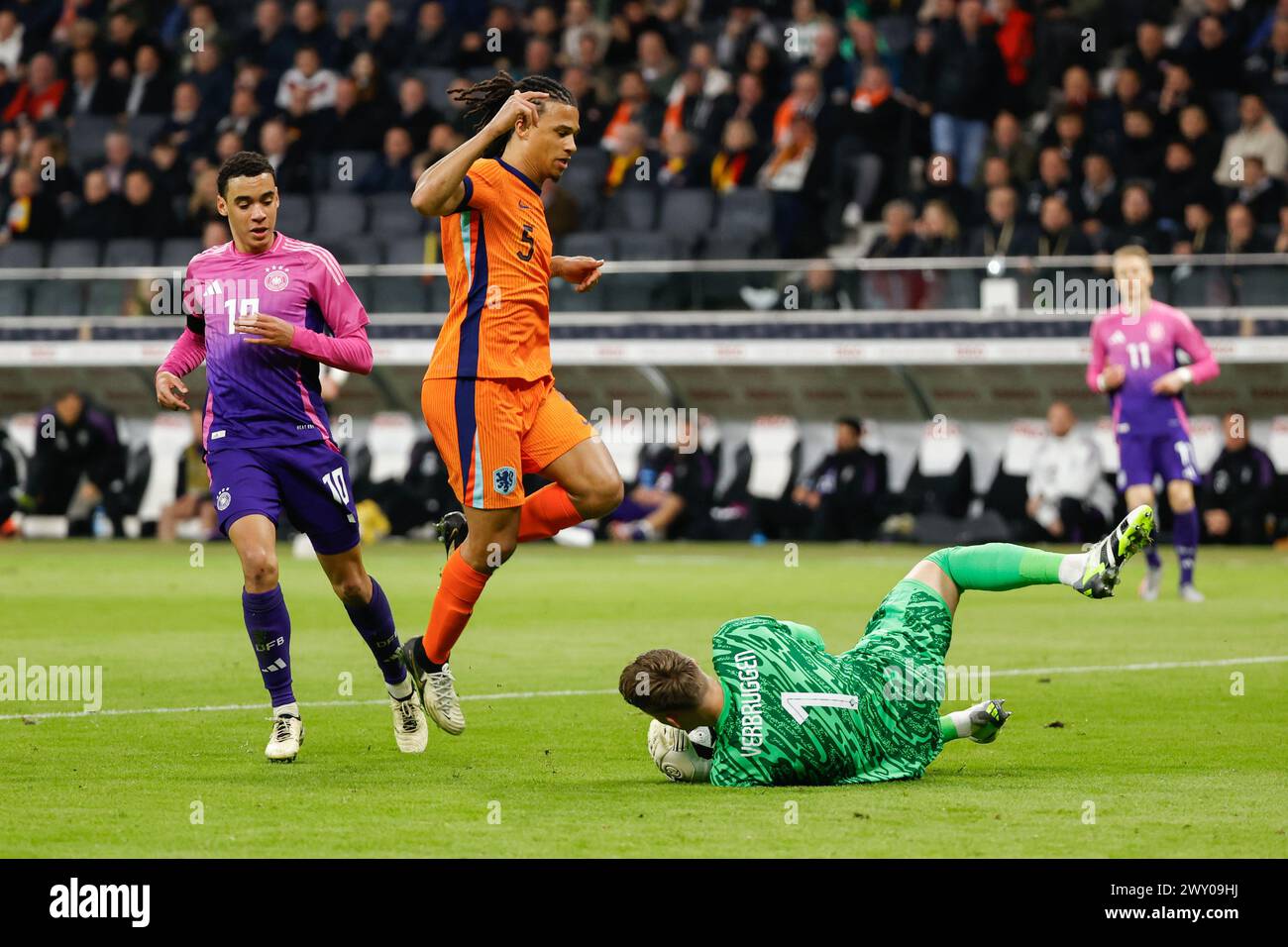 5 nathan ak hi-res stock photography and images - Alamy