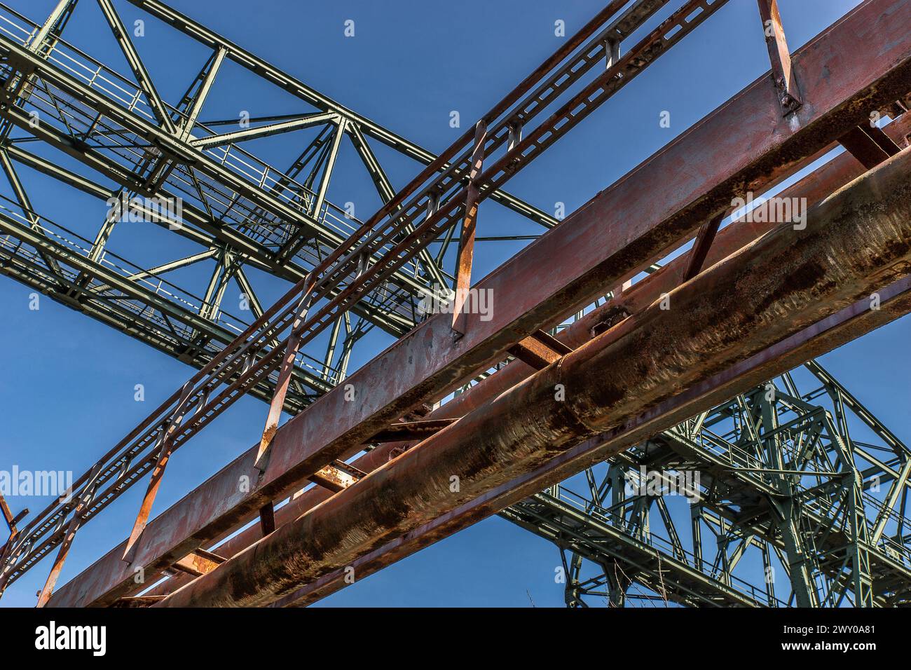 Landmark construction hi-res stock photography and images - Alamy