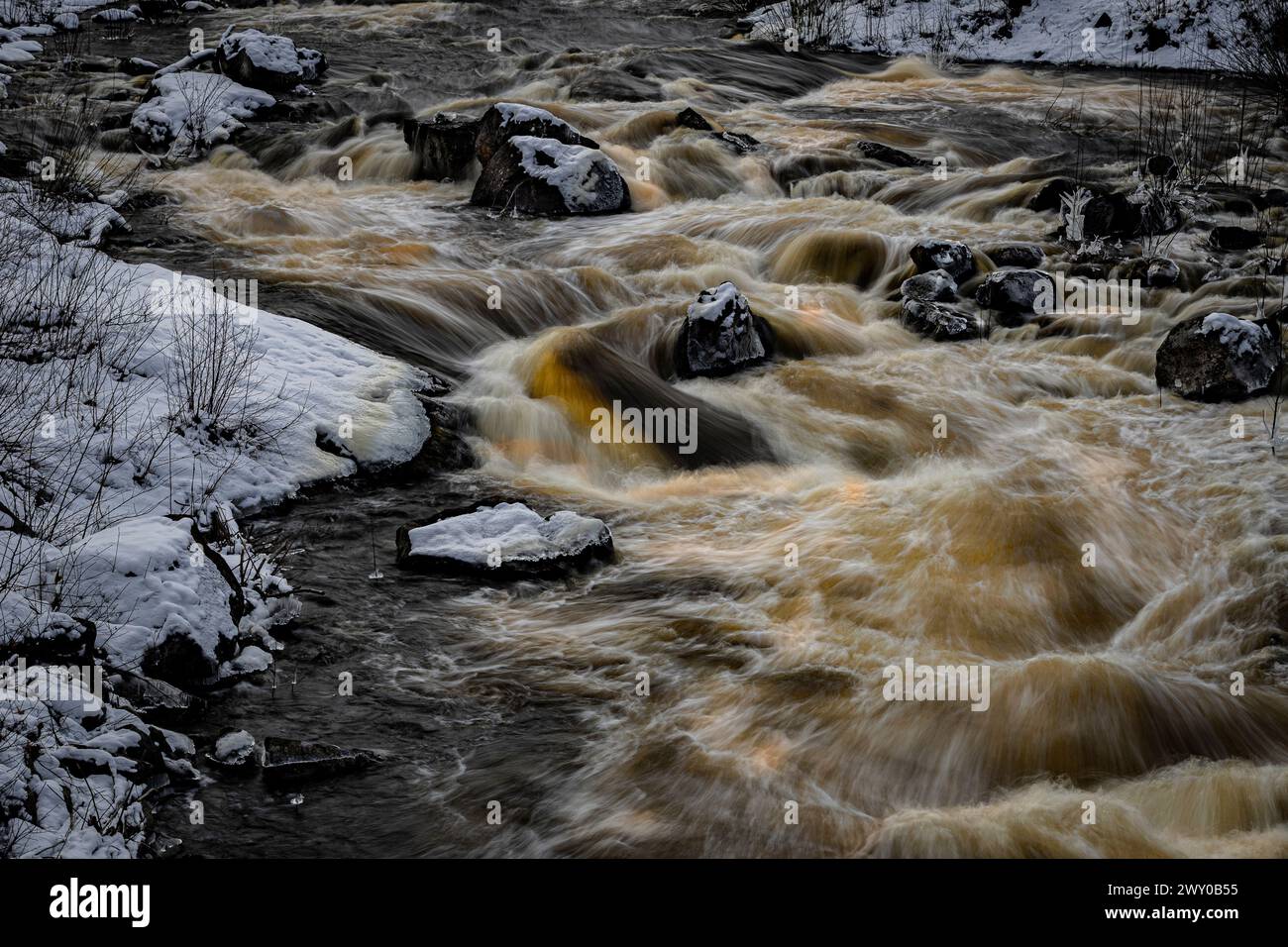 Flowing muddy water hi-res stock photography and images - Alamy