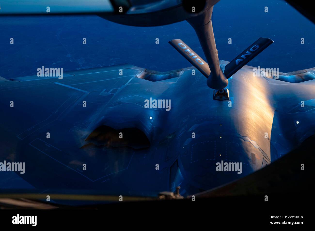 A KC-135 Stratotanker from the 121st Air Refueling Wing, Rickenbacker ...