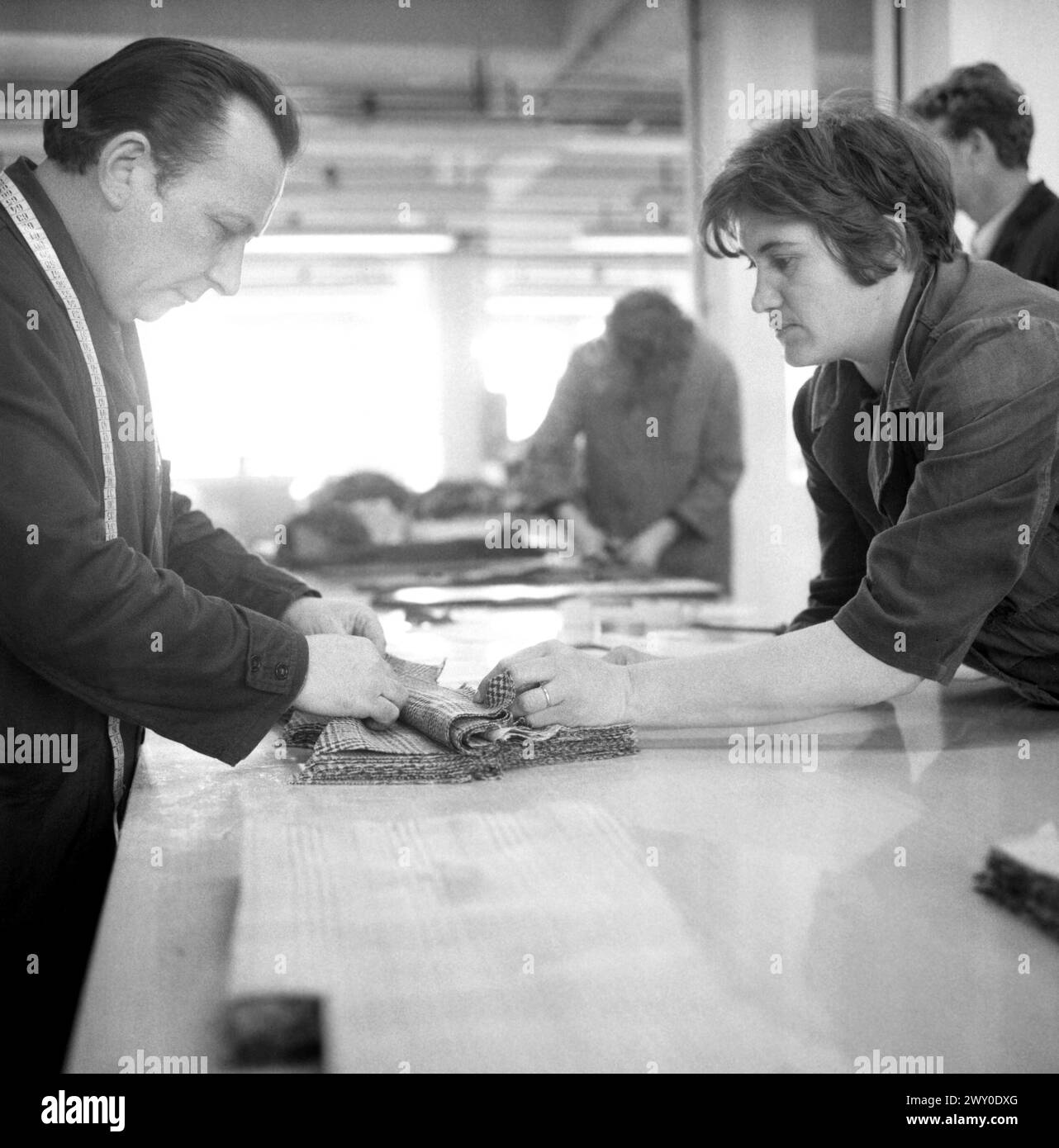 1970s factory workers hi-res stock photography and images - Alamy