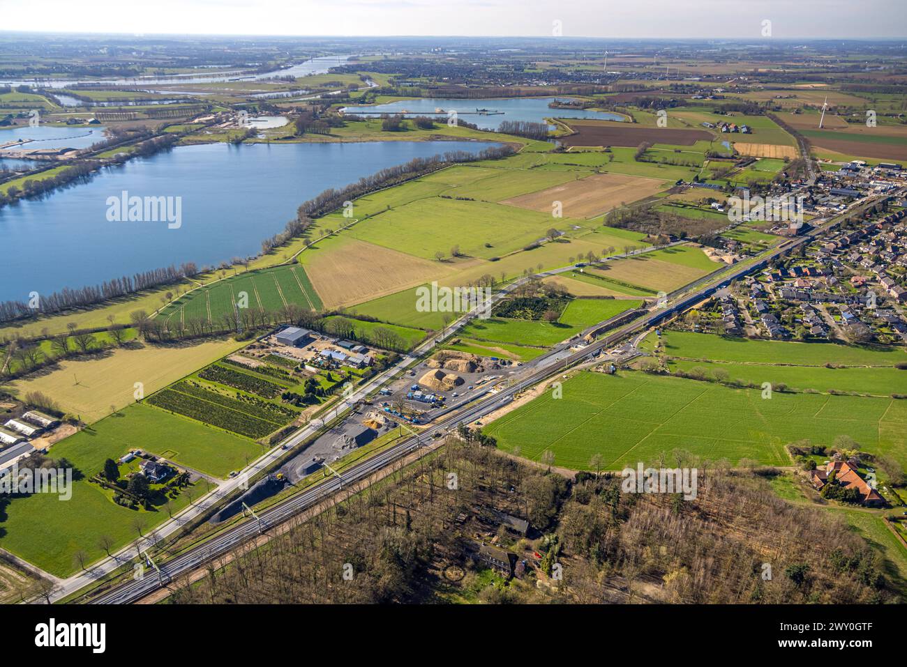Extension of the betuweroute and betuwe linie railroad line hi-res ...