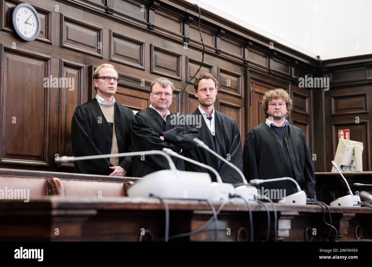 03 April 2024, Hamburg: Lawyers Christian Denzel (l-r), Matthias Wisbar ...