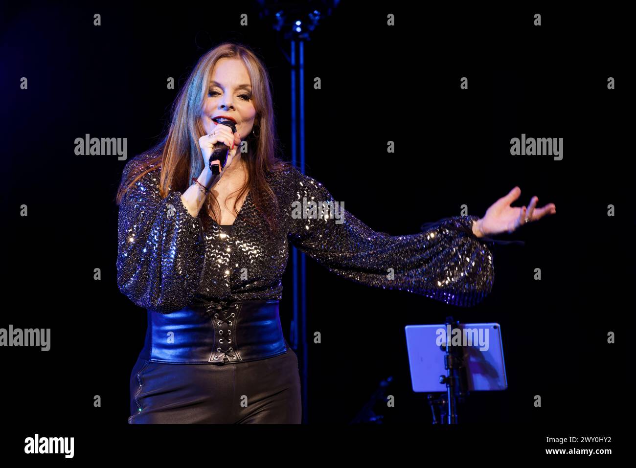 Paris, France. 2nd Apr, 2024. Douchka performs on the Bobino Theater ...