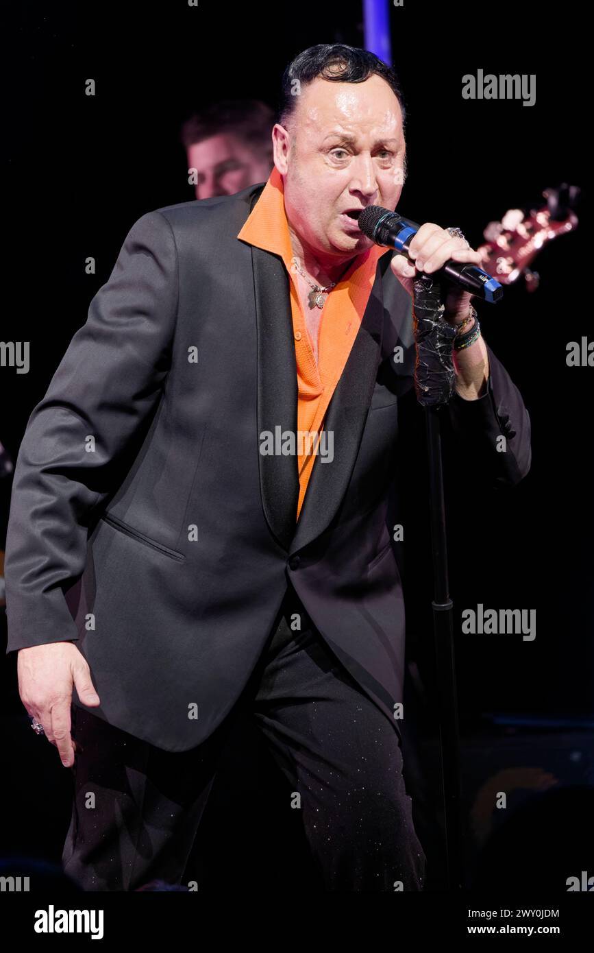Paris, France. 2nd Apr, 2024. Ted Sanders performs on the Bobino ...