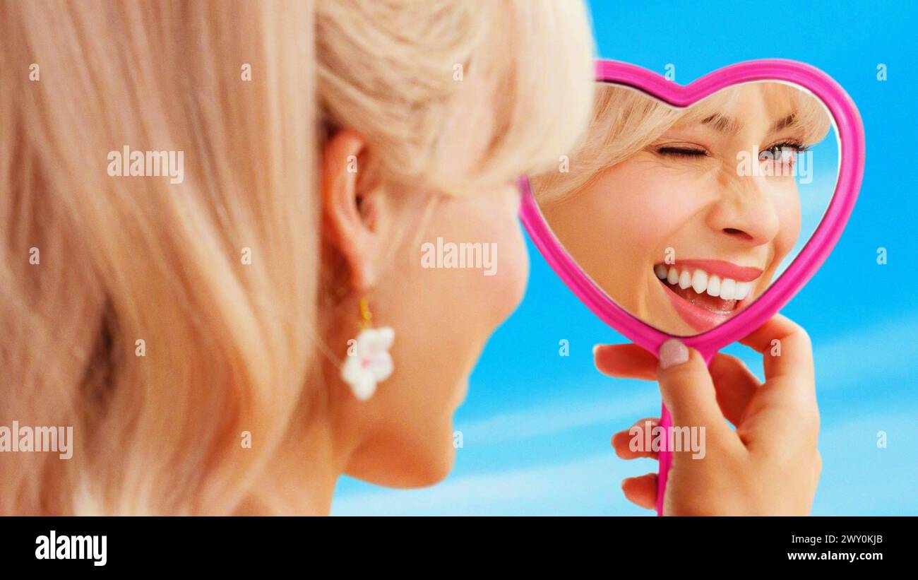 Barbie 2023 film still hi-res stock photography and images - Alamy
