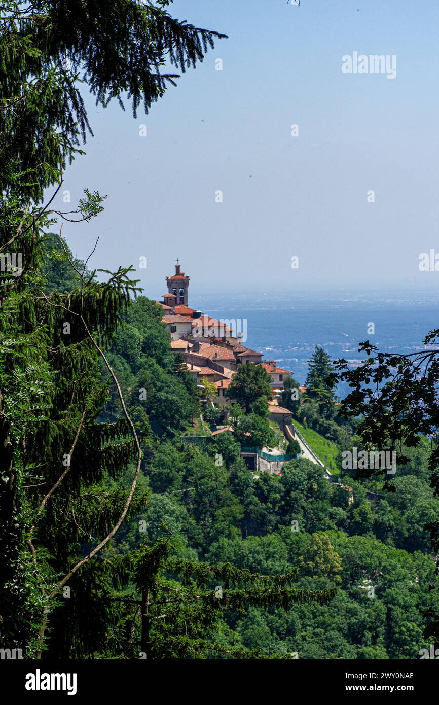 Campo dei fiori mountain hi-res stock photography and images - Alamy