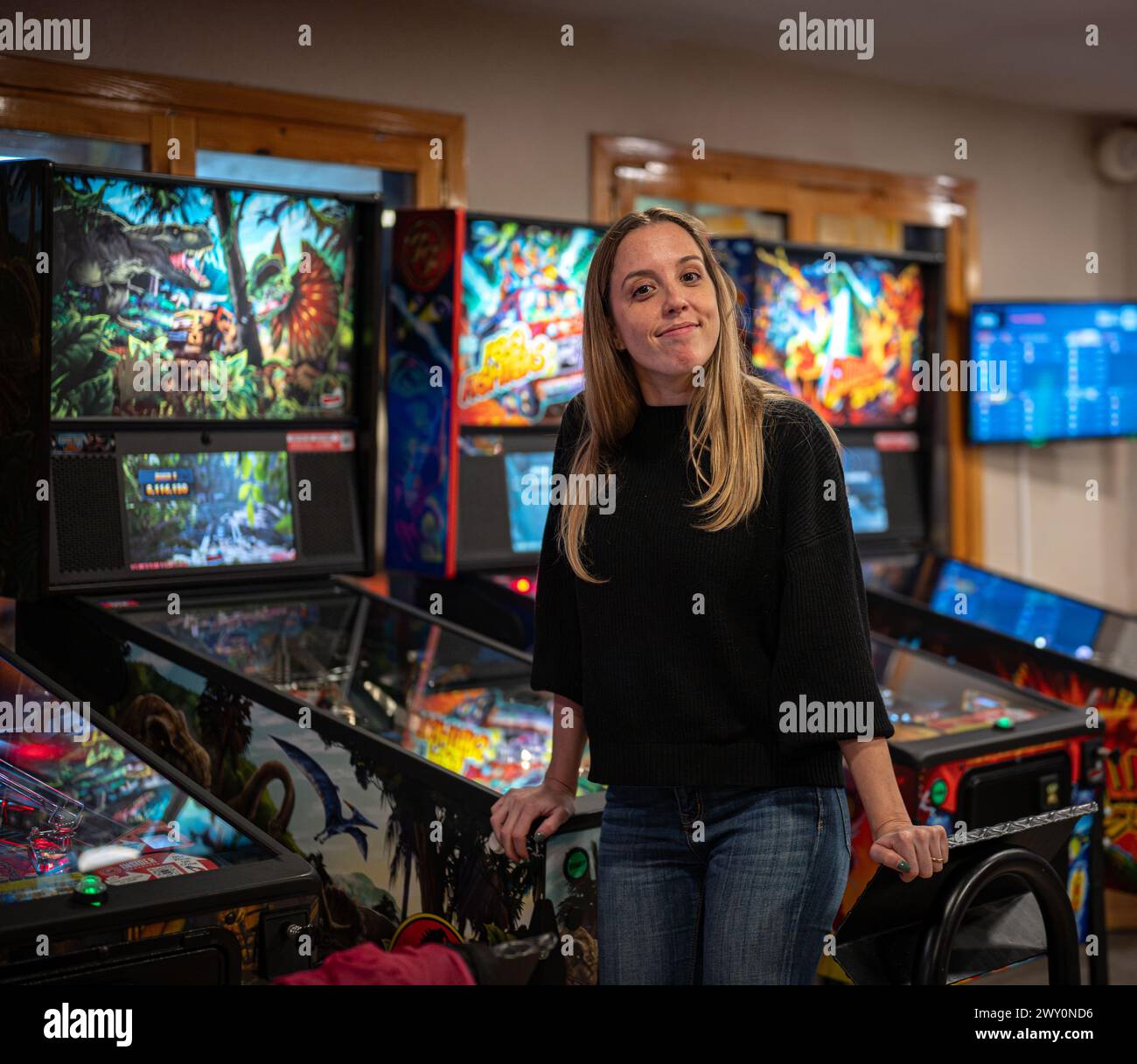 Indoor natural portrait smiling hi-res stock photography and images - Alamy