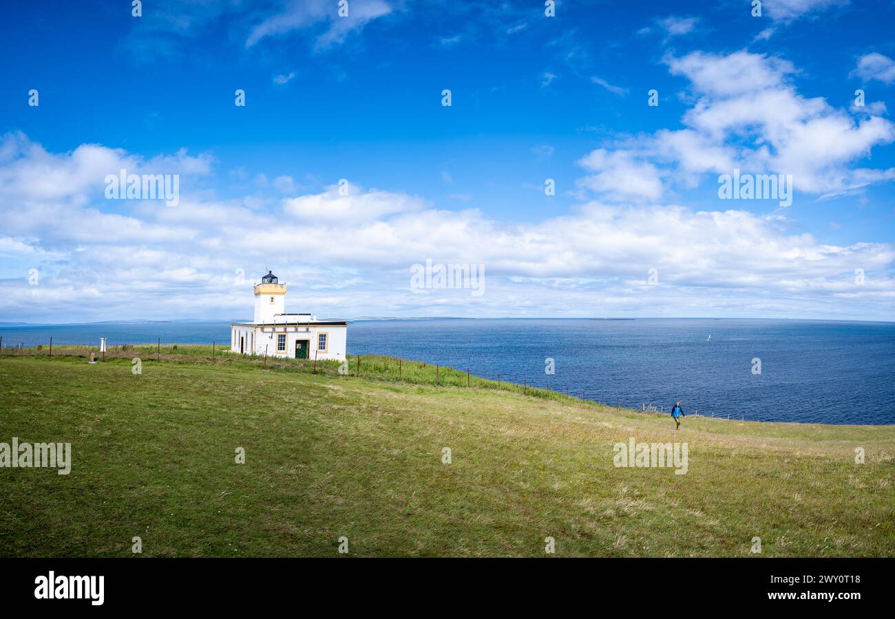 Duncansby Stacks and cliff at North Sea, Duncansby Head, John O´Groats ...