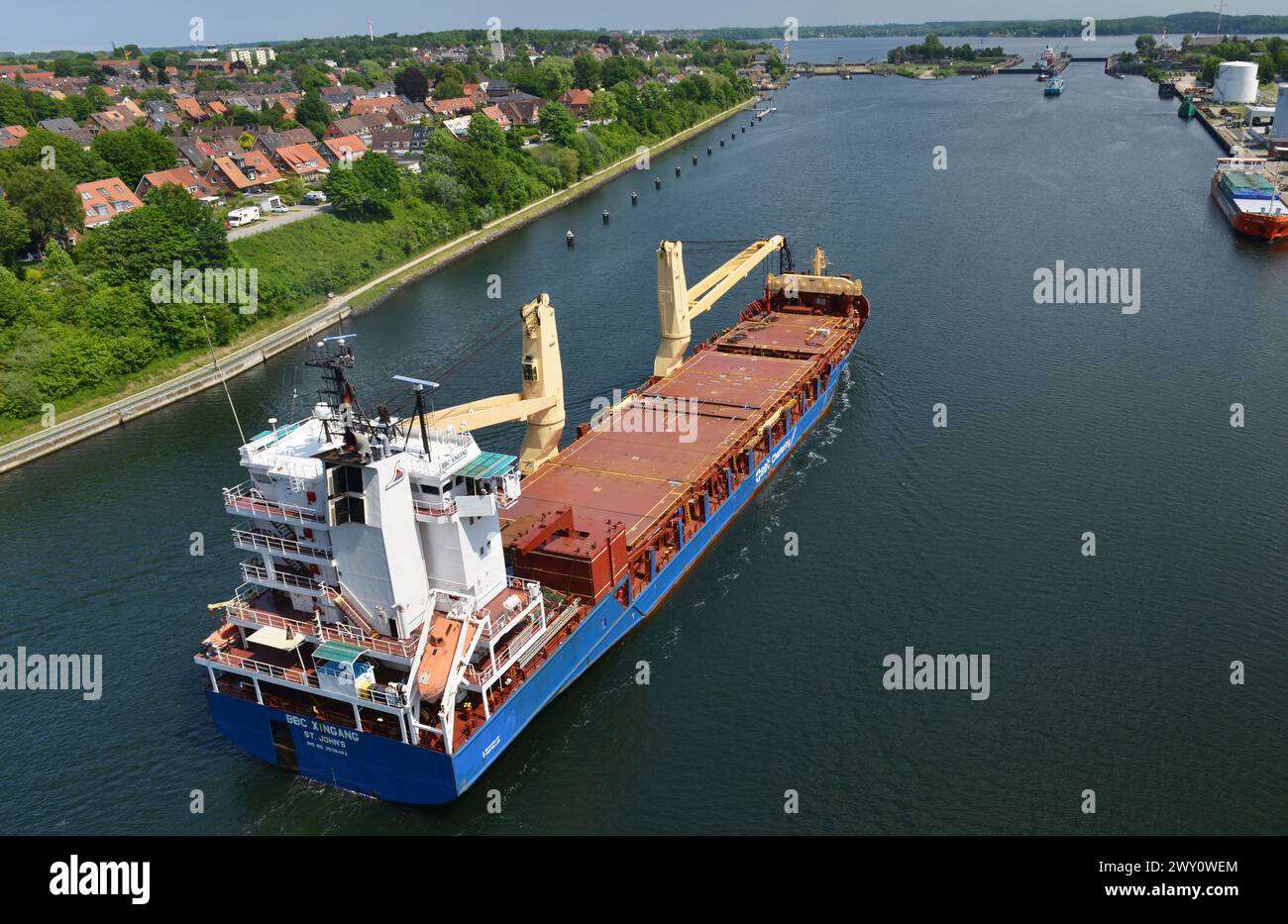 Freighter bbc xingang hi-res stock photography and images - Alamy