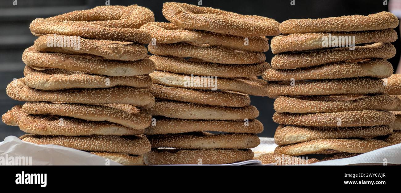 Eat in athens hi-res stock photography and images - Alamy