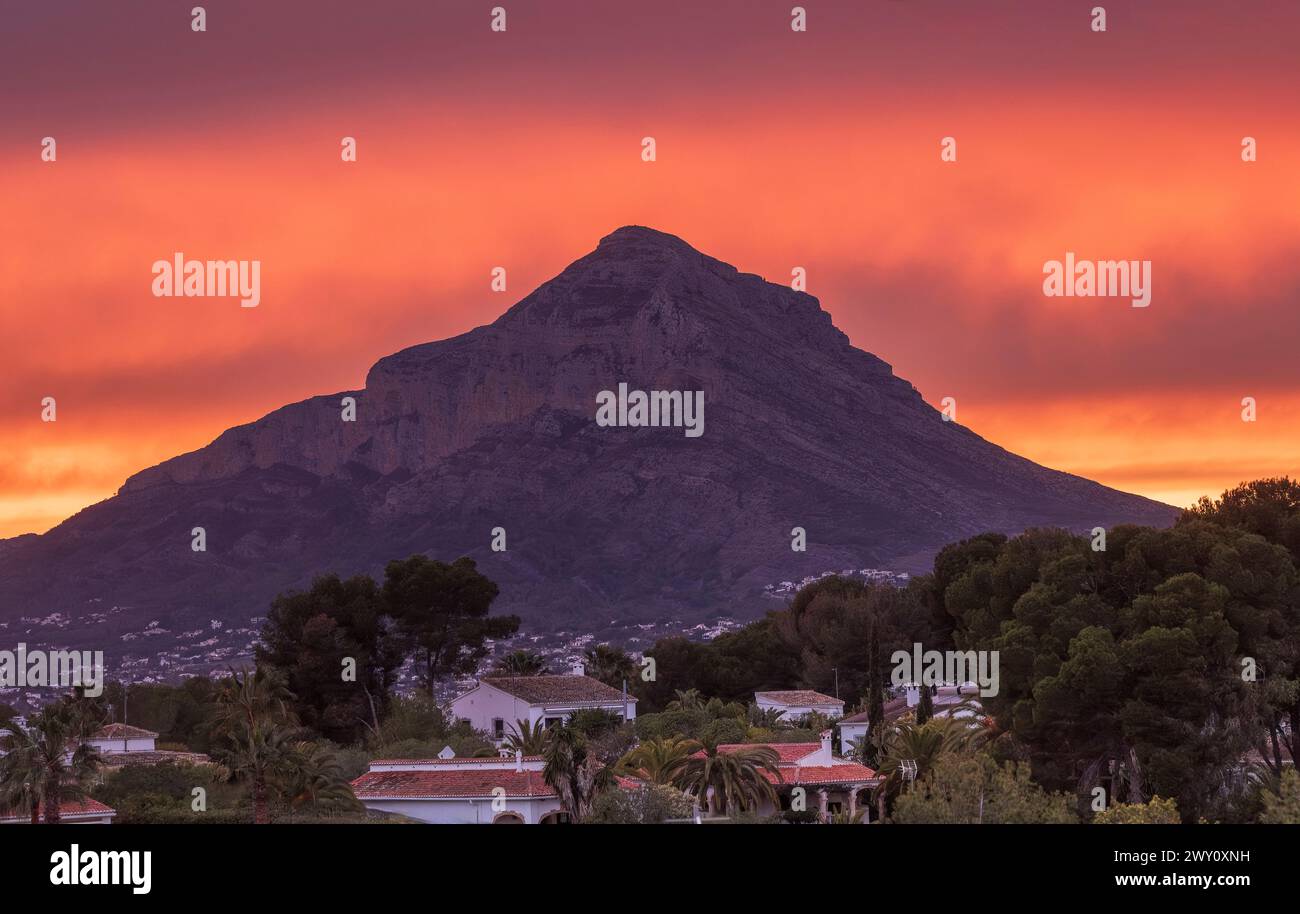 Alicante region berg hi-res stock photography and images - Alamy