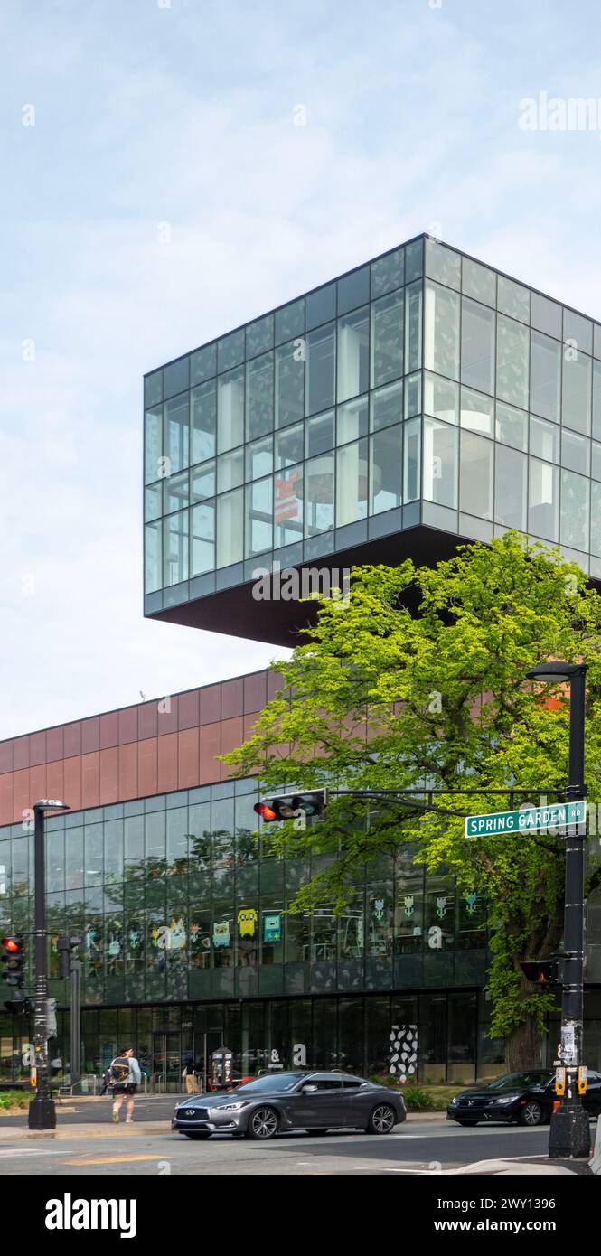 Halifax central library building hi-res stock photography and images ...