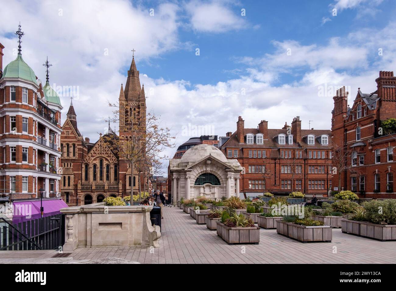 Brown Hart Gardens, located off Duke Street, Mayfair, London UK Stock ...