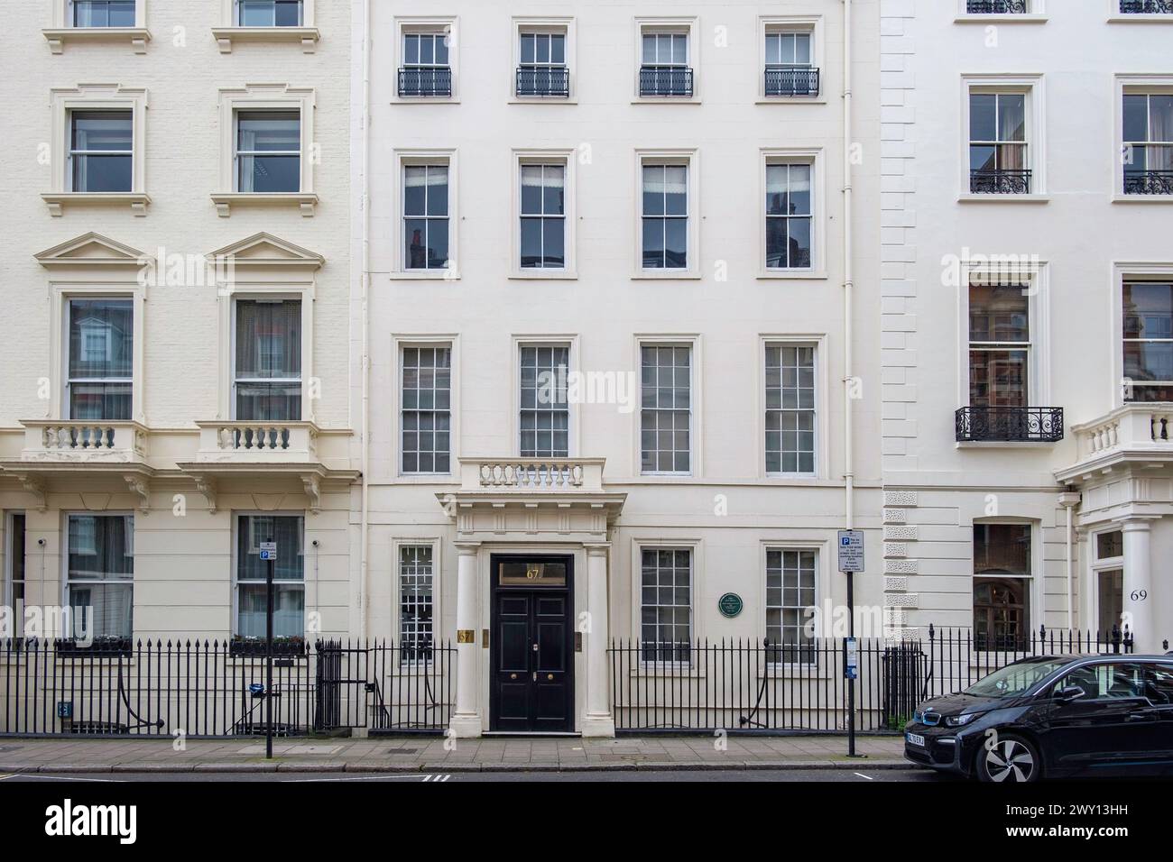 67 Brook Street, London, the house where pop group, The Bee Gees ...